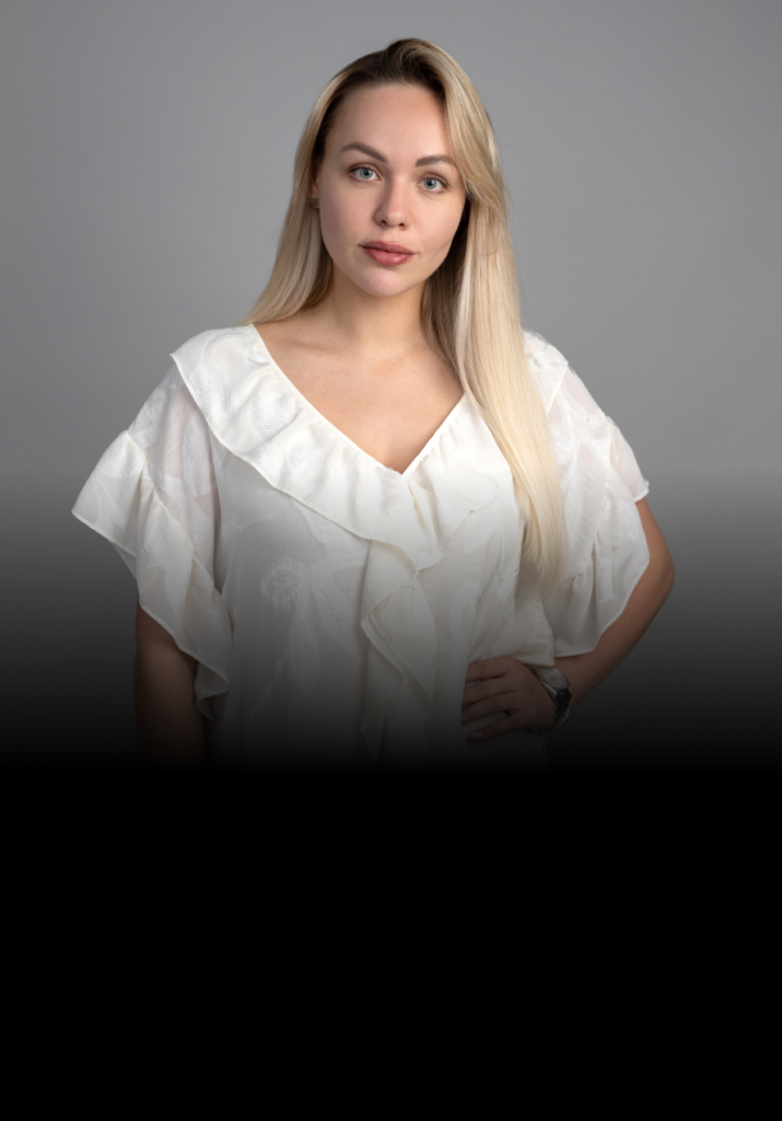 Карьера - CARELY